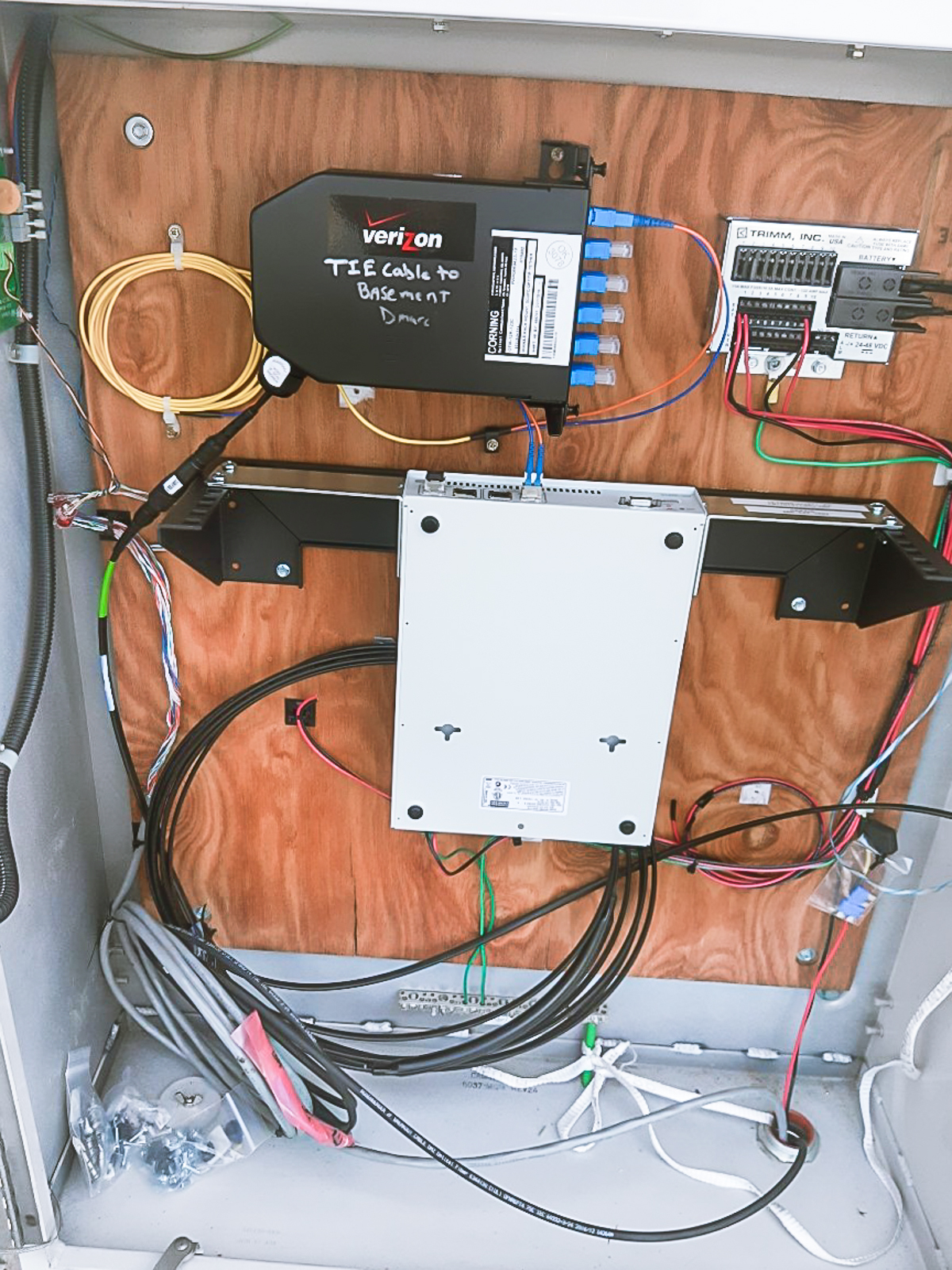 Vertical Wall Mount Rack - Keep IT equipment organized - RackSolutions