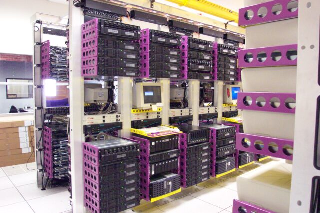 How to Mount a Server in a 2-Post Rack | RackSolutions Blog